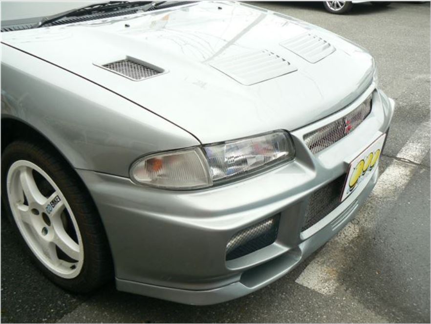 Mitsubishi Lancer Evolution "Evo" - a sports sedan with a futuristic ...